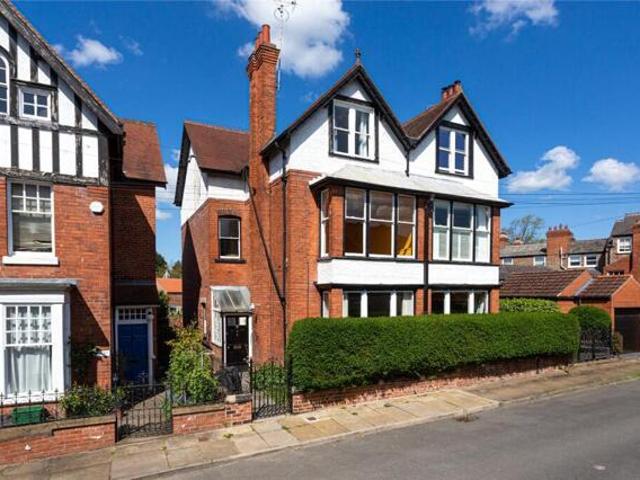 5 Bedroom House York York 101676251