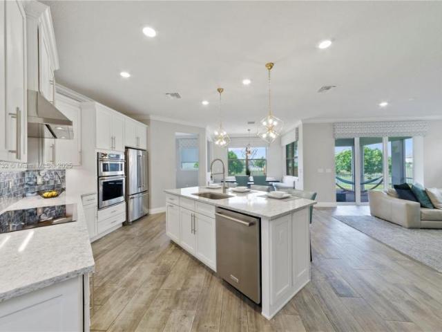 5 bedroom, Hollywood FL FL 33021 102659309