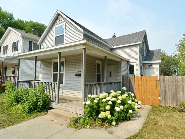 5 Bedroom Home for Rent at 418 N 5th St, Grand Forks, ND 58203