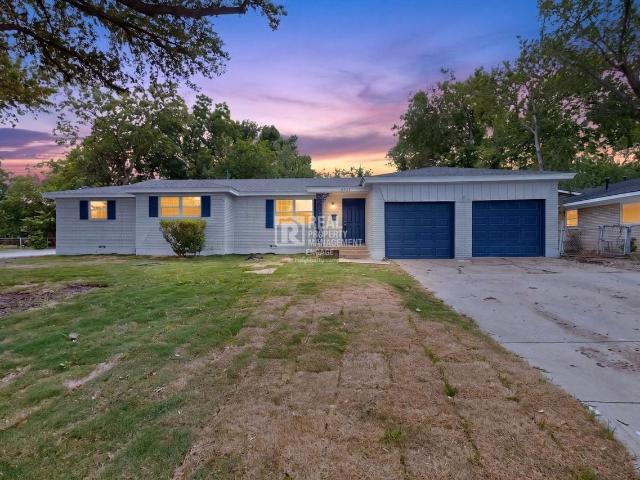 5 Bedroom Home for Rent at 4401 Steven St, North Richland Hills, TX 76180