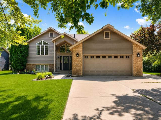 5 Bedroom Home for Rent at 4660 Country Cir, Monticello, MN 55362