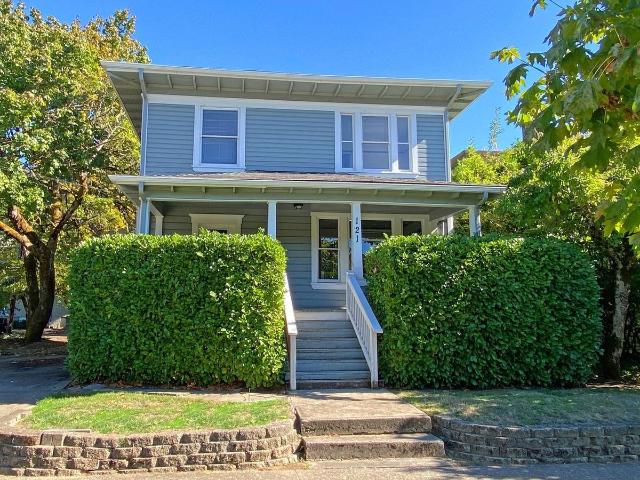 5 Bedroom Home for Rent at 121 Nw 8th St, Corvallis, OR 97330