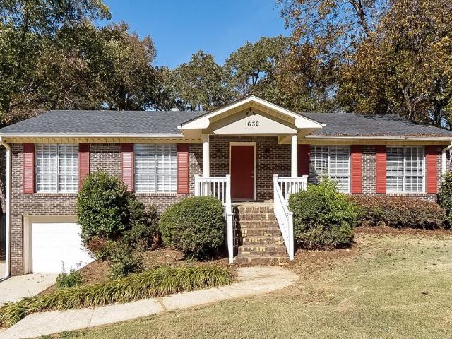 5 Bedroom Home for Rent at 1632 Maralyn Dr, Birmingham, AL 35235