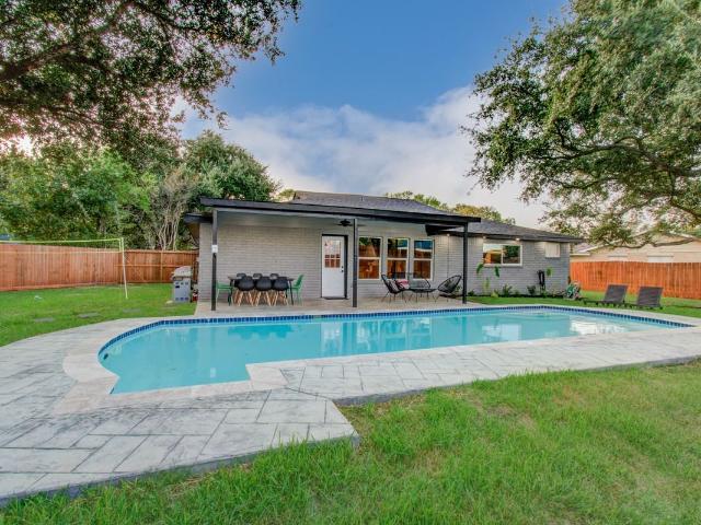 5 Bedroom Home for Rent at 17155 Barcelona Dr #NA, Friendswood, TX 77546