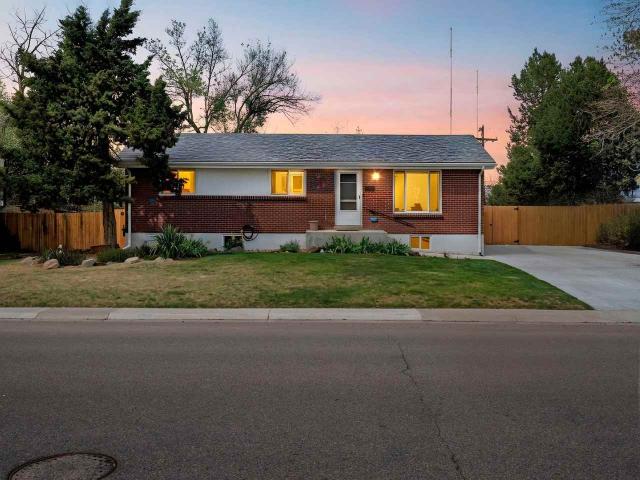 5 Bedroom Home for Rent at 173 E Panama Dr, Centennial, CO 80121 Broadway Estates
