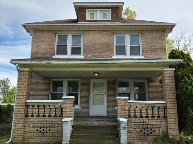 5 Bedroom Home for Rent at 1816 E 34th St, Lorain, OH 44055