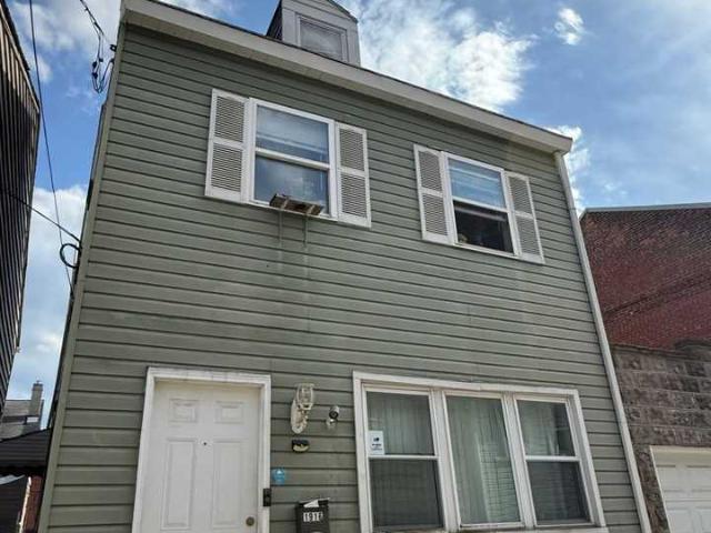 5 Bedroom Home for Rent at 1916 Larkins Way, Pittsburgh, PA 15203 Southside Flats