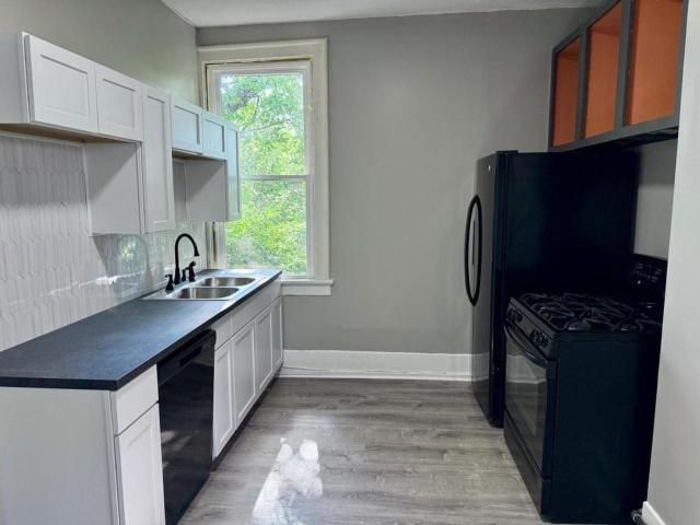 5 Bedroom Home for Rent at 2317 Chickasaw St, Cincinnati, OH 45219 The Heights