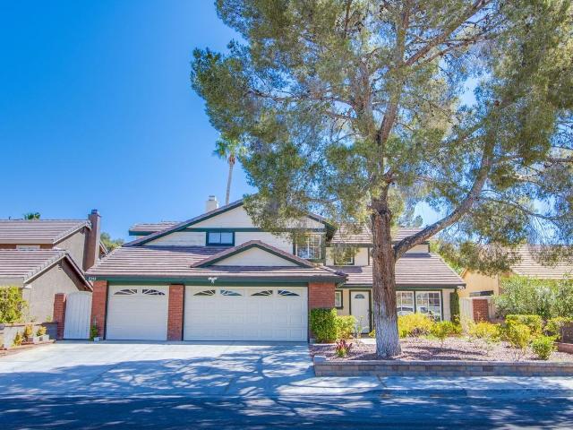 5 Bedroom Home for Rent at 2342 Viewcrest Rd, Henderson, NV 89014 Green Valley North