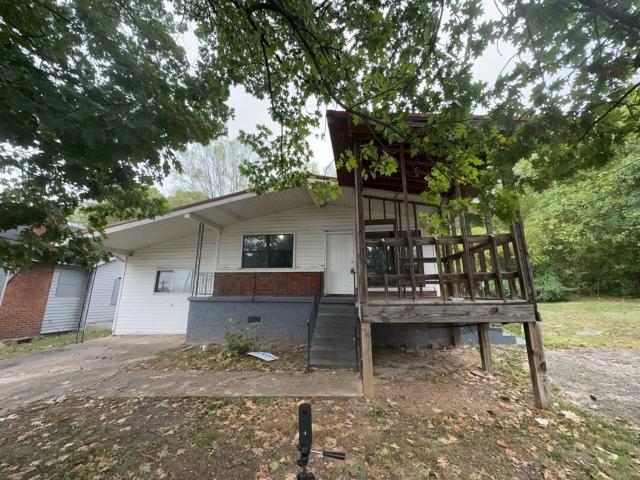 5 Bedroom Home for Rent at 2406 12th Ave, Chattanooga, TN 37407 Ridgedale Oak Grove Clifton Hills