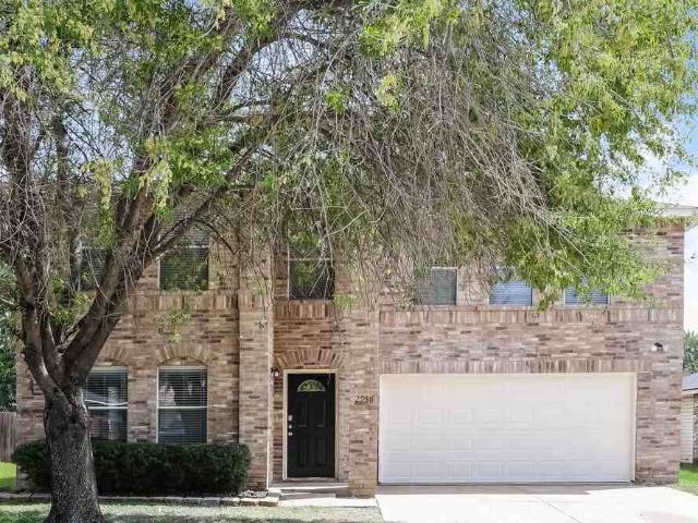 5 Bedroom Home for Rent at 2956 Santa Sabina Dr, Grand Prairie, TX 75052