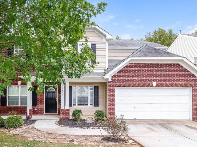 5 Bedroom Home for Rent at 3815 Green Pasture Rd, Charlotte, NC 28269 Highland Creek