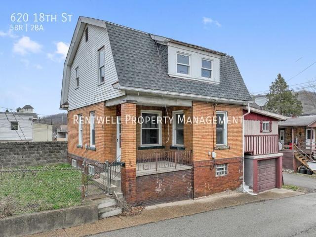 5 Bedroom Home in the Heart of Beaver Falls