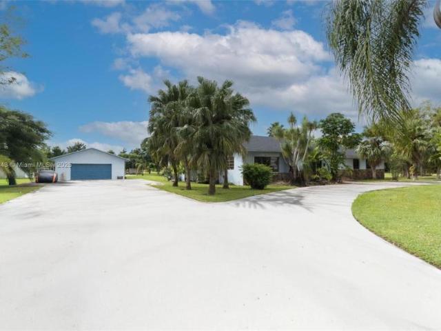 5 bedroom, Homestead FL FL 33031 102659228