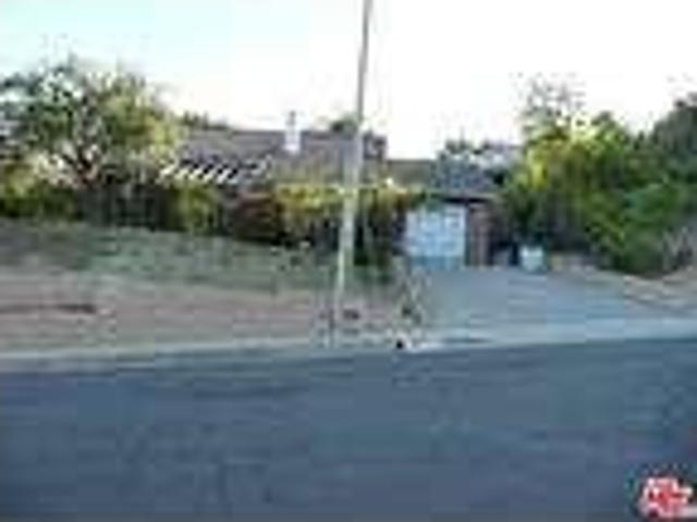 5 Bedroom Homes For Rent Woodland Hills CA