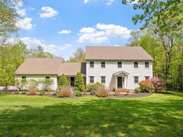 5 bedroom, Hopkinton NH 03229 102346802