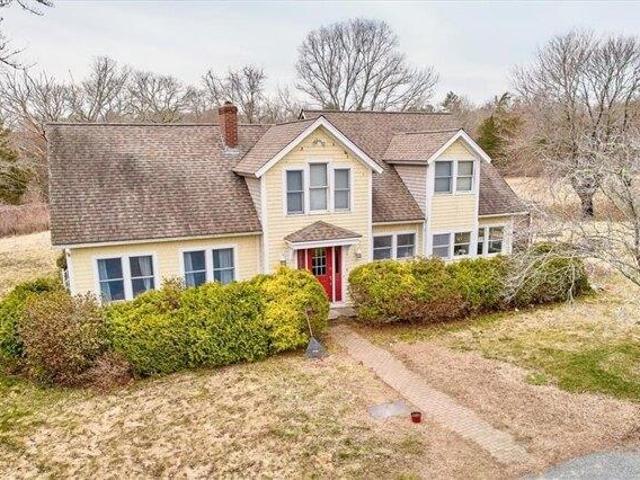 5 bedroom, Hopkinton RI 02832 103249429