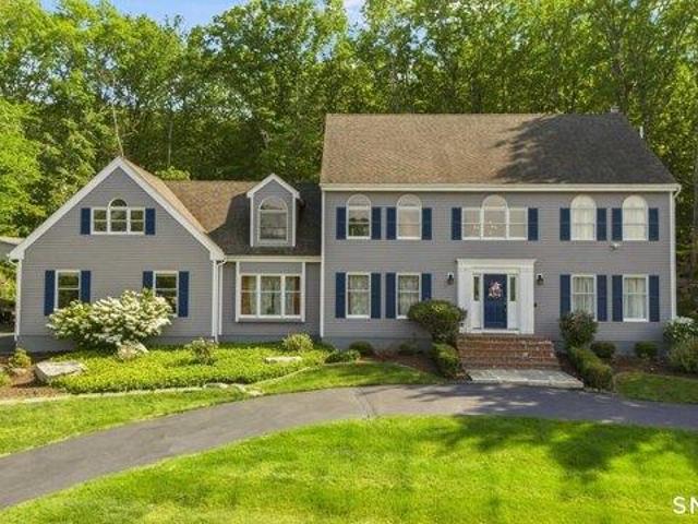 5 bedroom, Hamden CT 06518 104262289