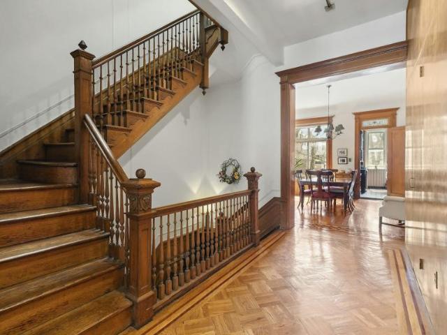 5 bedroom, Hamilton Heights NY 89699188