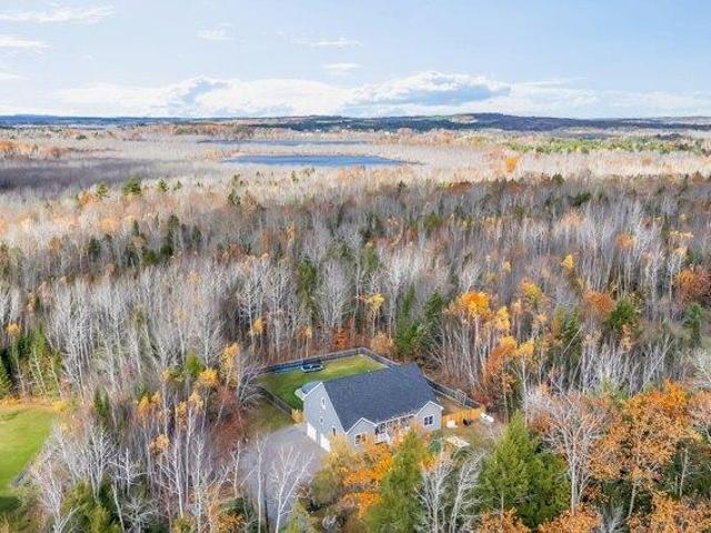 5 bedroom, Hampden ME 04444 101896305