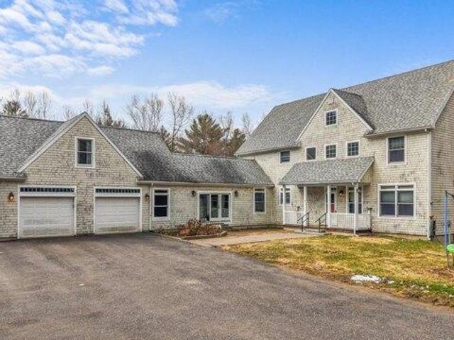5 bedroom, Hampden ME 04444 102257524