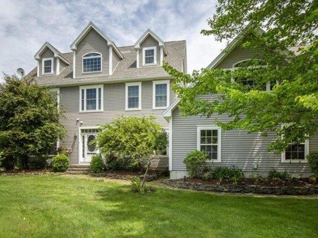 5 bedroom, Hampden ME 04444 105114279