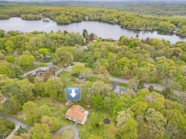 5 bedroom, Hampton NJ 07860 104920060