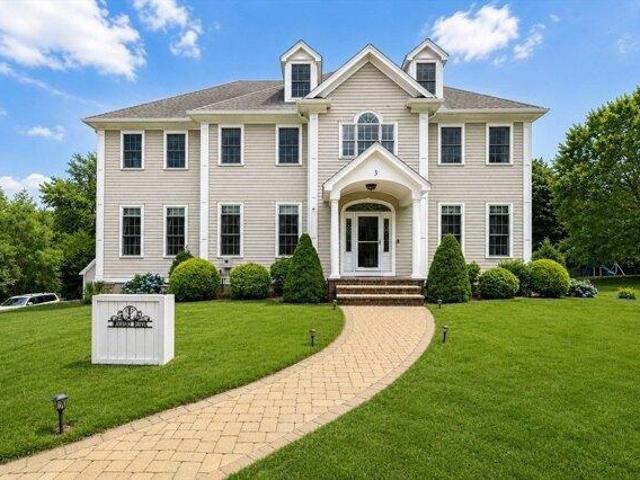 5 bedroom, Hanover MA 02339 104690590