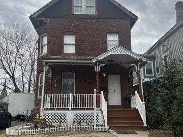 5 bedroom, Hartford CT 06120 102446490