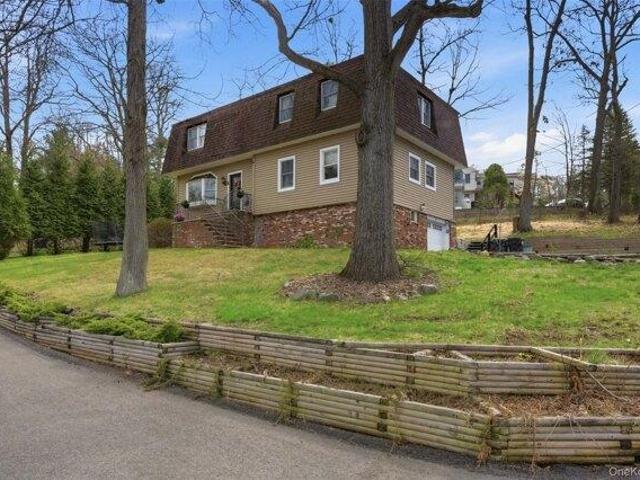 5 bedroom, Highland Mills NY 10930 LS101749257