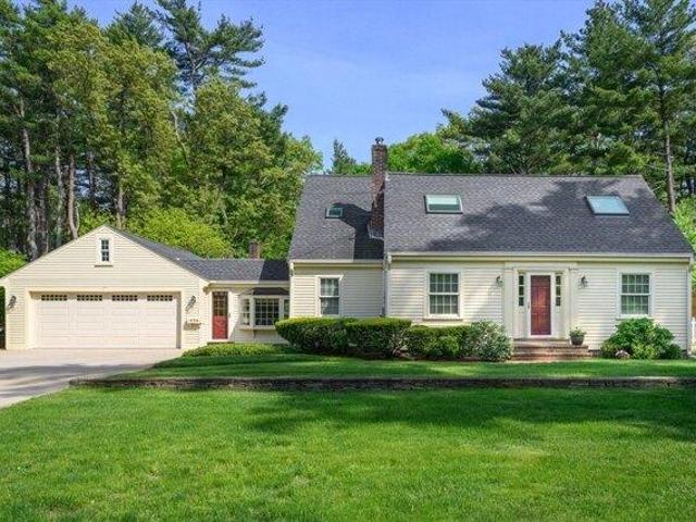 5 bedroom, Hingham MA 02043 LS103035189