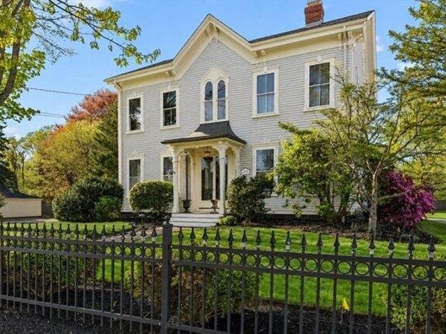 5 bedroom, Hingham MA 02043 LS103100837