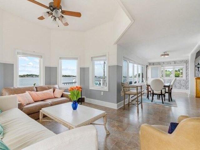 5 bedroom, Hull MA 02045 103036332