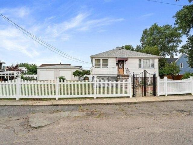 5 bedroom, Hull MA 02045 105096241
