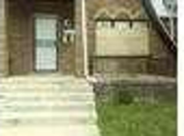5 bedroom in Detroit Michigan 48238