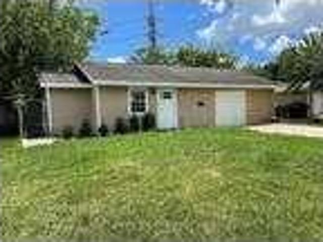 5 bedroom in Houston Texas 77061