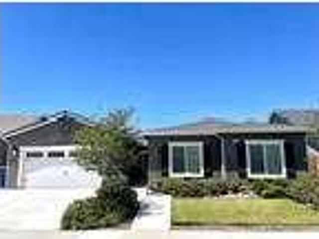 5 bedroom in Hanford California 93230