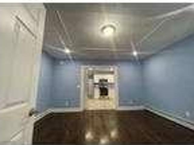 5 bedroom in Irvington New Jersey 07111