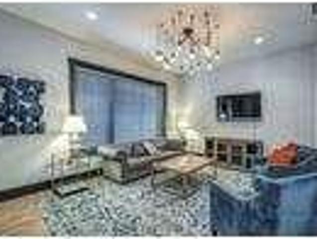5 bedroom in Nashville TN 37212