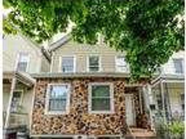 5 bedroom in New Brunswick NJ 08901