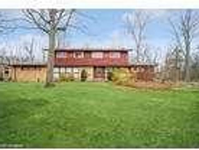 5 bedroom in Riverwoods IL 60015