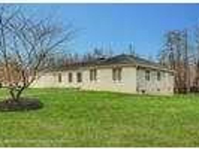 5 bedroom in West Long Branch NJ 07764