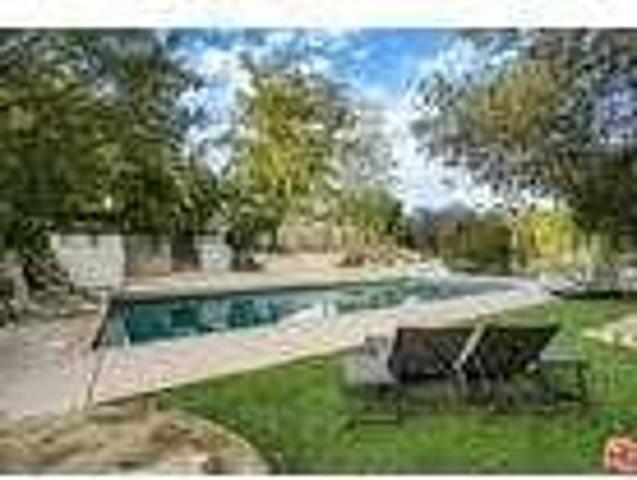 5 bedroom in Topanga California 90290