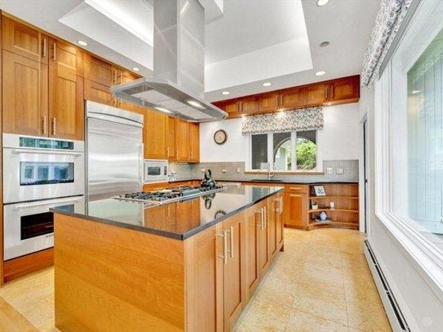 5 bedroom, Ipswich MA 01938 104718879