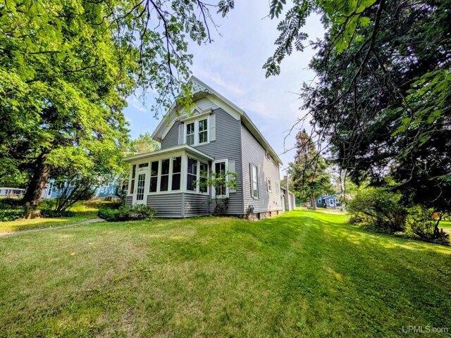 5 bedroom, Iron River MI 49935 LS93819371