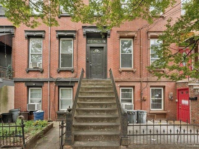 5 bedroom, Jersey City NJ 07304 LS101321733