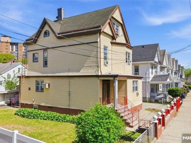 5 bedroom, Jersey City NJ 07305 102728026