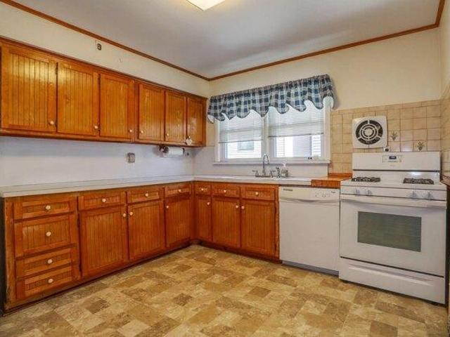 5 bedroom, Jersey City NJ 07307 LS102284594