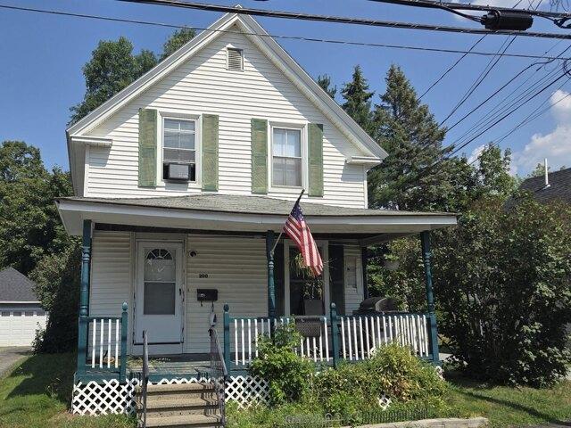 5 bedroom, Old Town ME 04468 102027422
