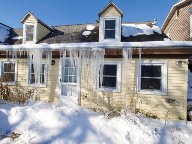 5 bedroom, Old Town ME 04468 LS101705259